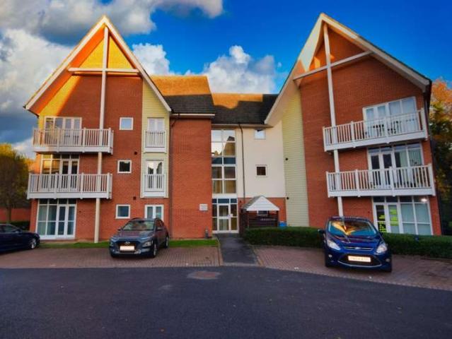 2 Bedroom Flat