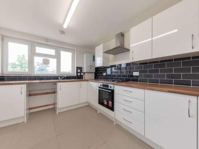 2 Bedroom Flat