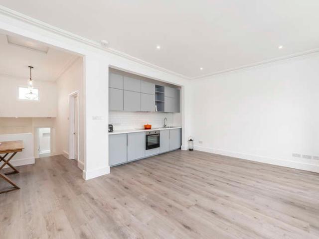 2 Bedroom Flat