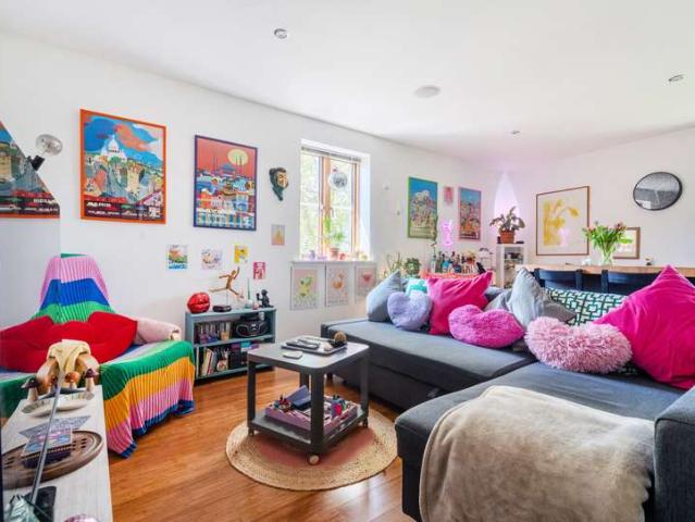 2 Bedroom Flat