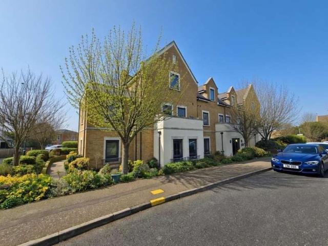 2 Bedroom Flat