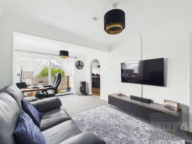 2 Bedroom Flat