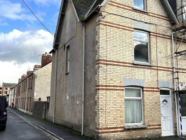 2 Bedroom Flat