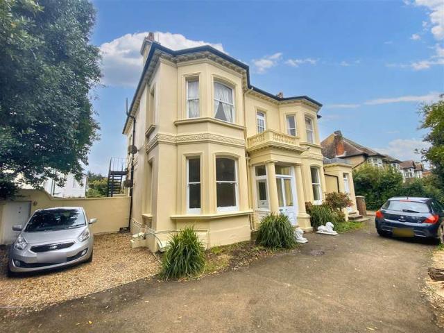 2 Bedroom Flat