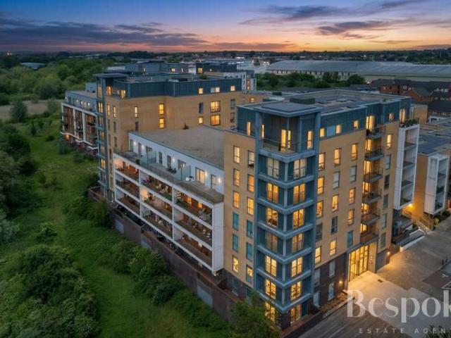 2 Bedroom Flat