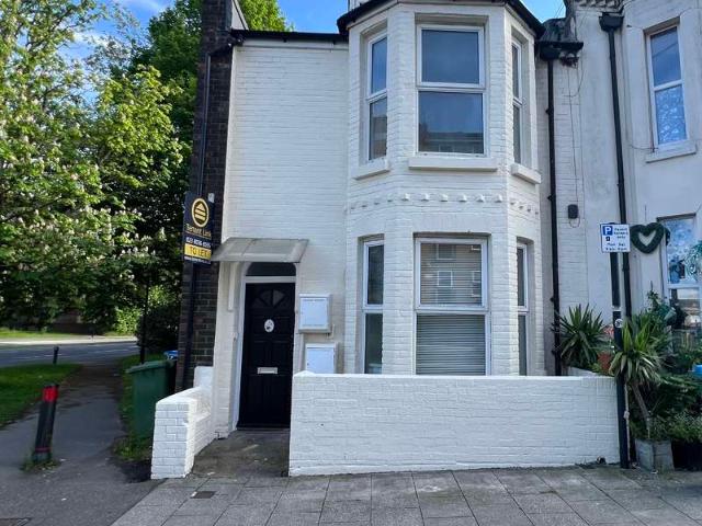 2 Bedroom Flat