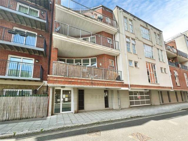 2 Bedroom Flat