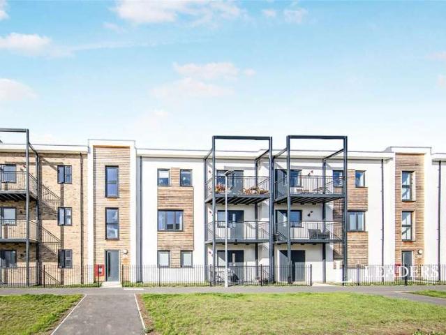 2 Bedroom Flat