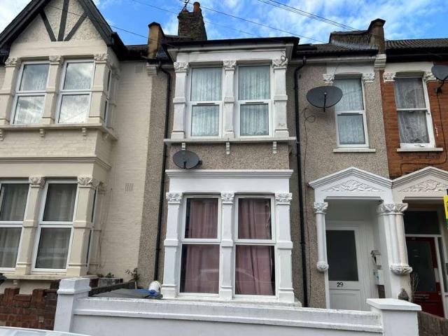 2 Bedroom Flat