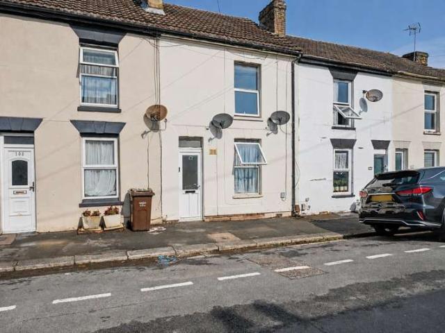 2 Bedroom Flat