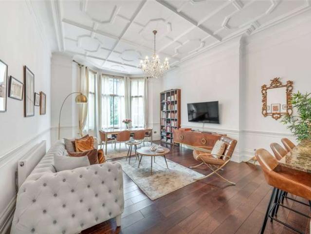2 Bedroom Flat