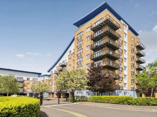 2 Bedroom Flat