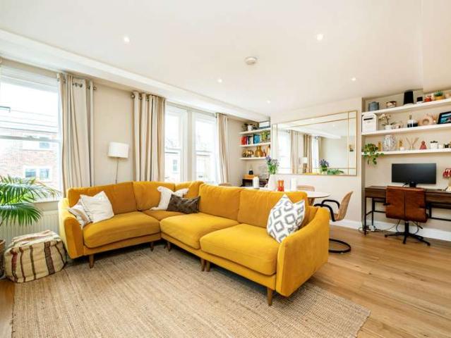 2 Bedroom Flat