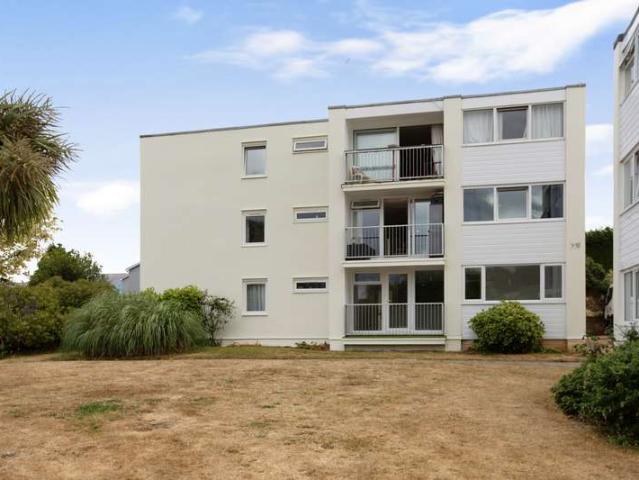 2 Bedroom Flat