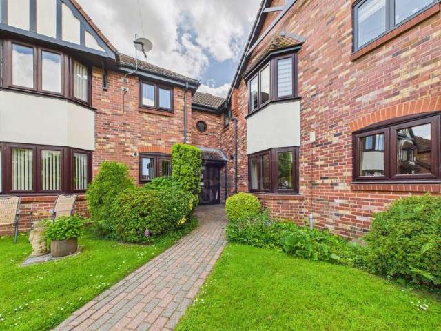 2 Bedroom Flat