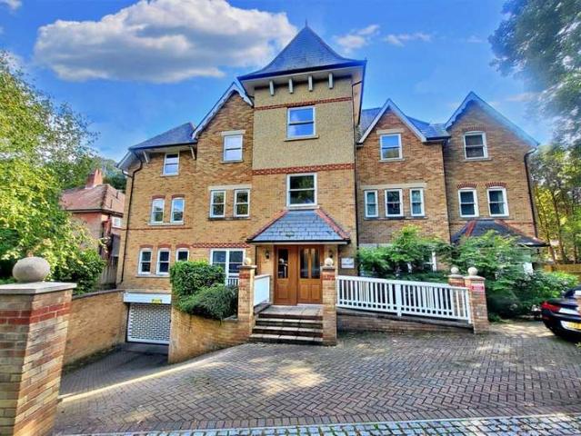 2 Bedroom Flat