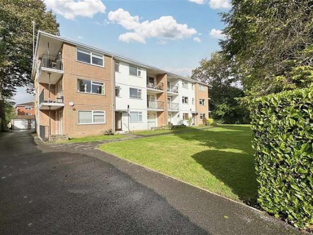2 Bedroom Flat