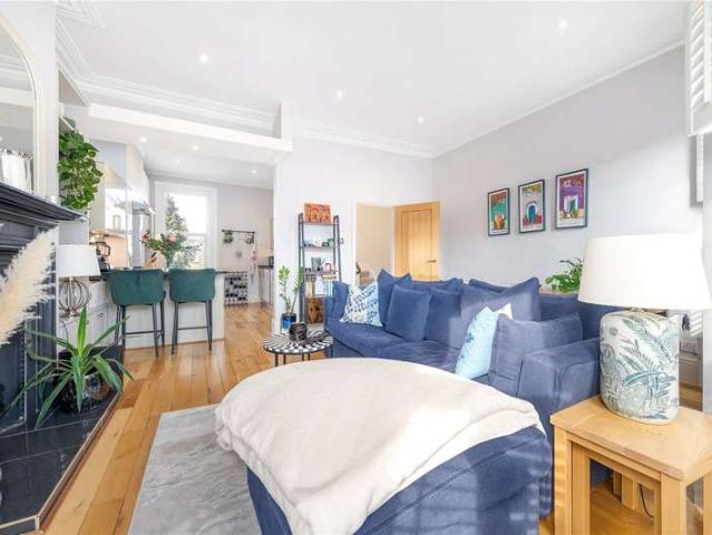 2 Bedroom Flat