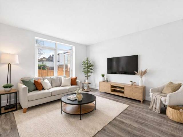 2 Bedroom Flat