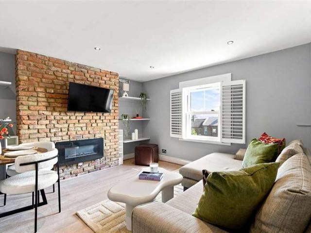 2 Bedroom Flat