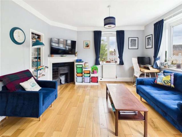 2 Bedroom Flat