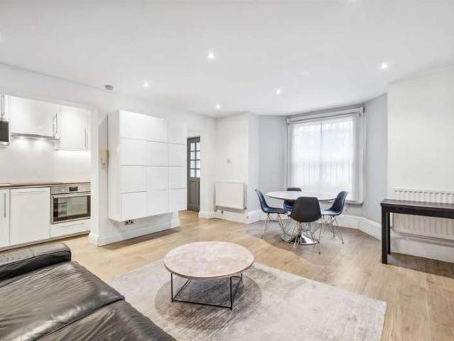 2 Bedroom Flat