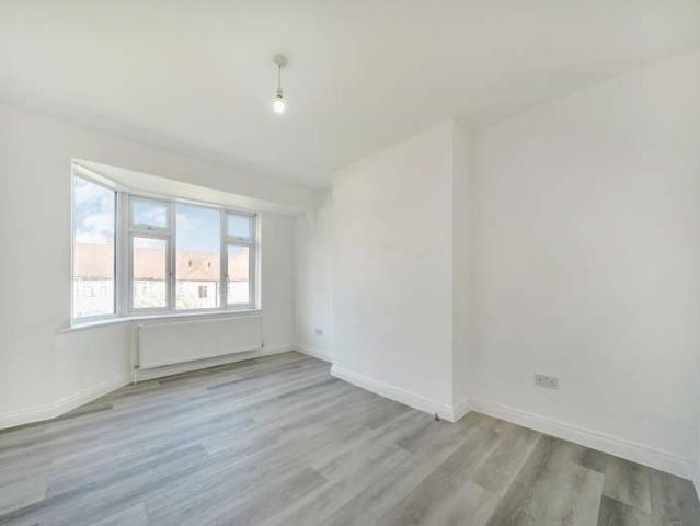 2 Bedroom Flat
