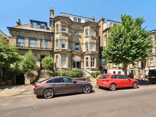 2 Bedroom Flat