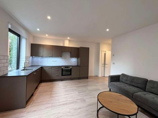 2 Bedroom Flat