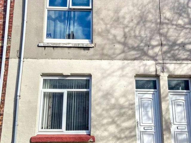 2 Bedroom Flat