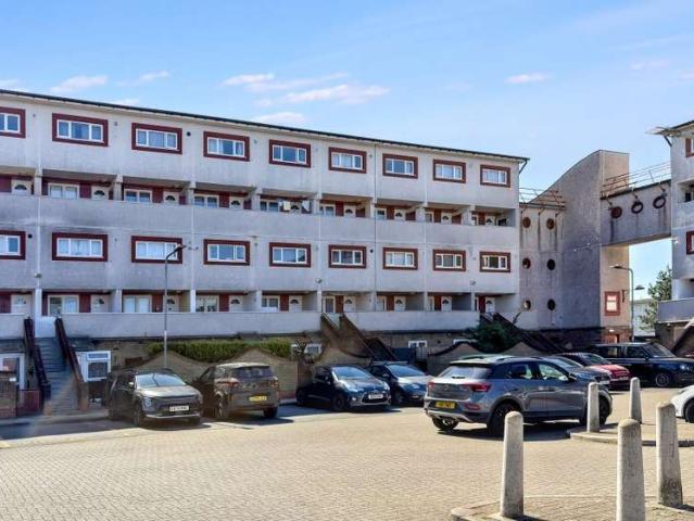 3 Bedroom Flat