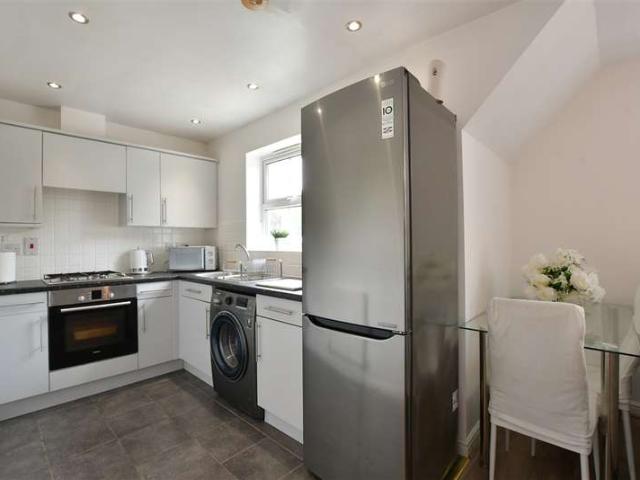2 Bedroom Flat