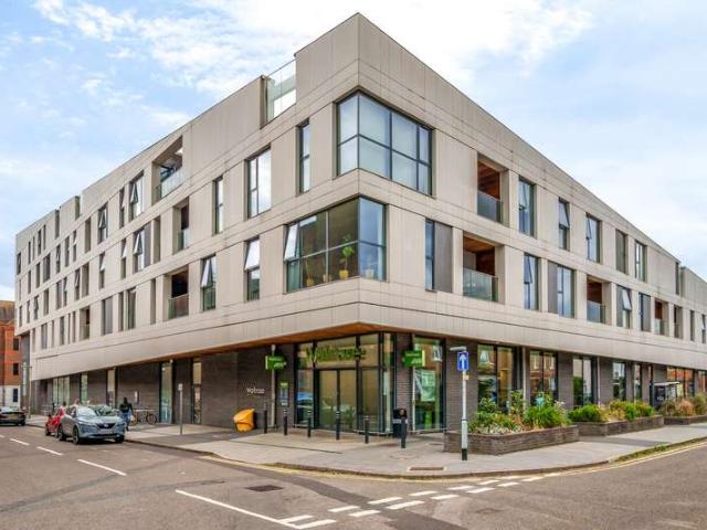 2 Bedroom Flat