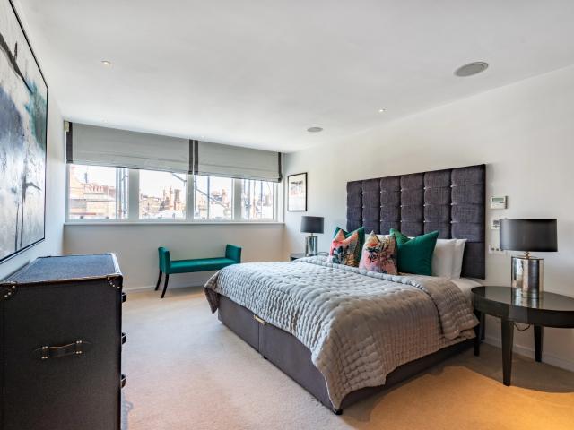 2 Bedroom Flat