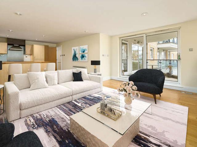 2 Bedroom Flat