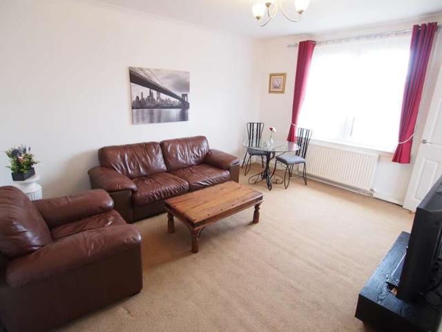 2 Bedroom Flat