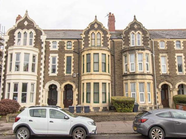 2 Bedroom Flat