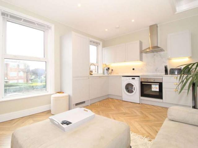 2 Bedroom Flat