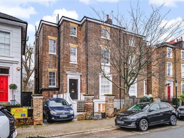 2 Bedroom Flat