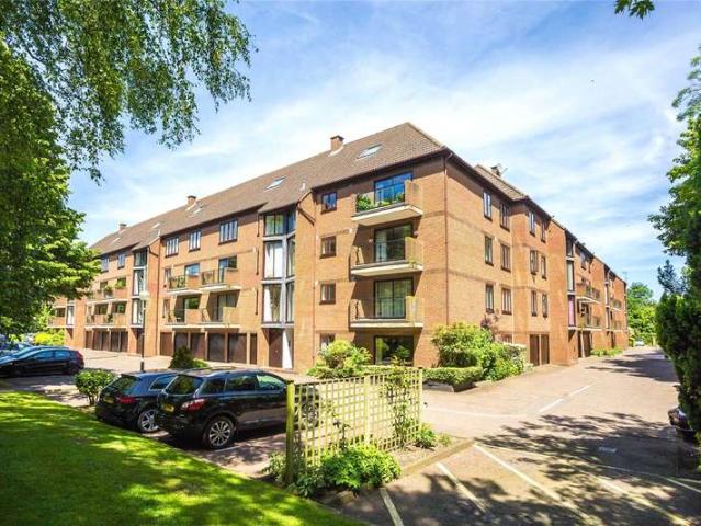 2 Bedroom Flat