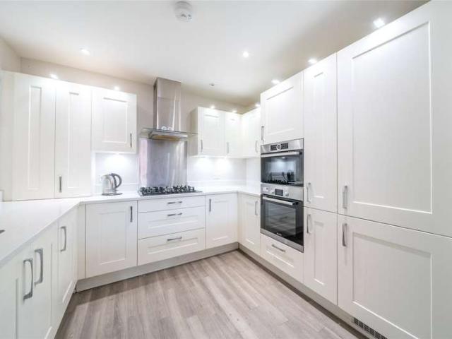 2 Bedroom Flat
