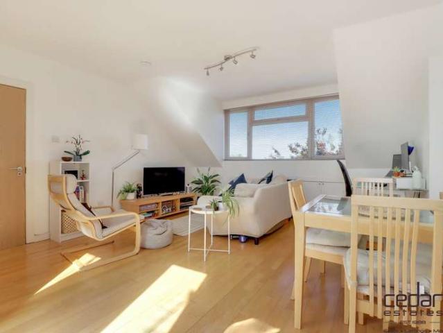 2 Bedroom Flat