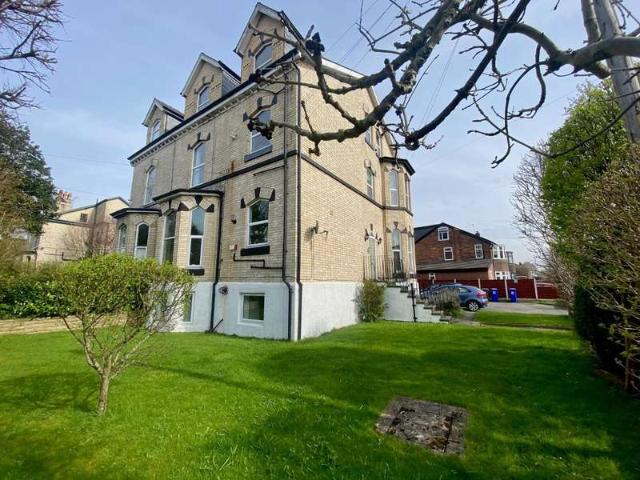 2 Bedroom Flat