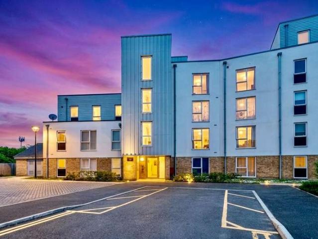2 Bedroom Flat