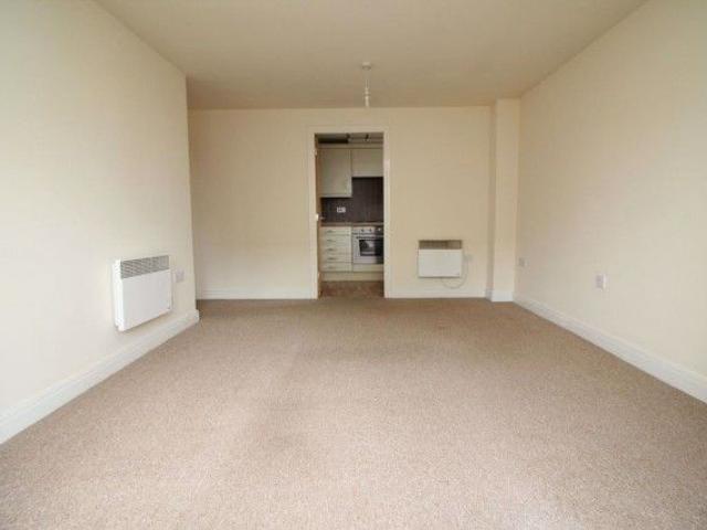 2 Bedroom Flat