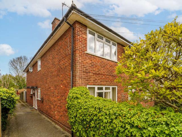 2 Bedroom Flat