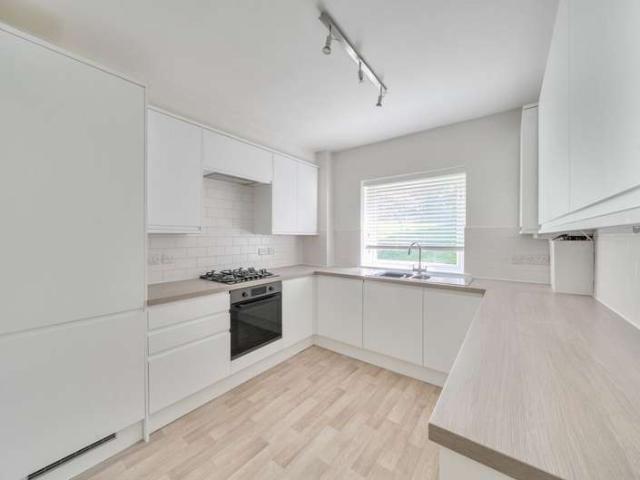 2 Bedroom Flat