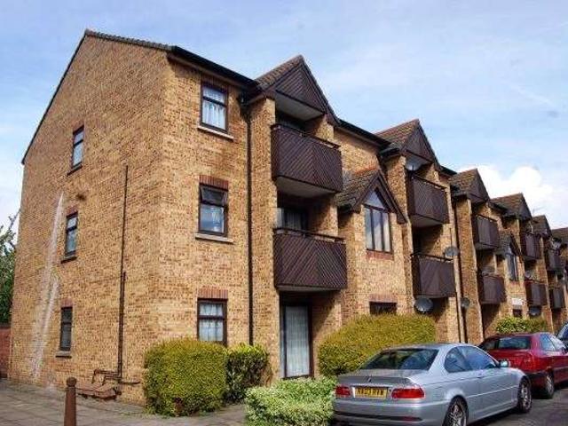 2 Bedroom Flat
