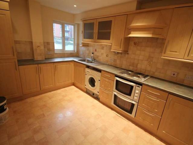 2 Bedroom Flat