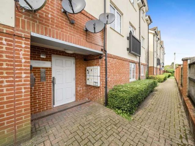 2 Bedroom Flat